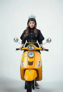 Princess Vespa Costume Face Swap